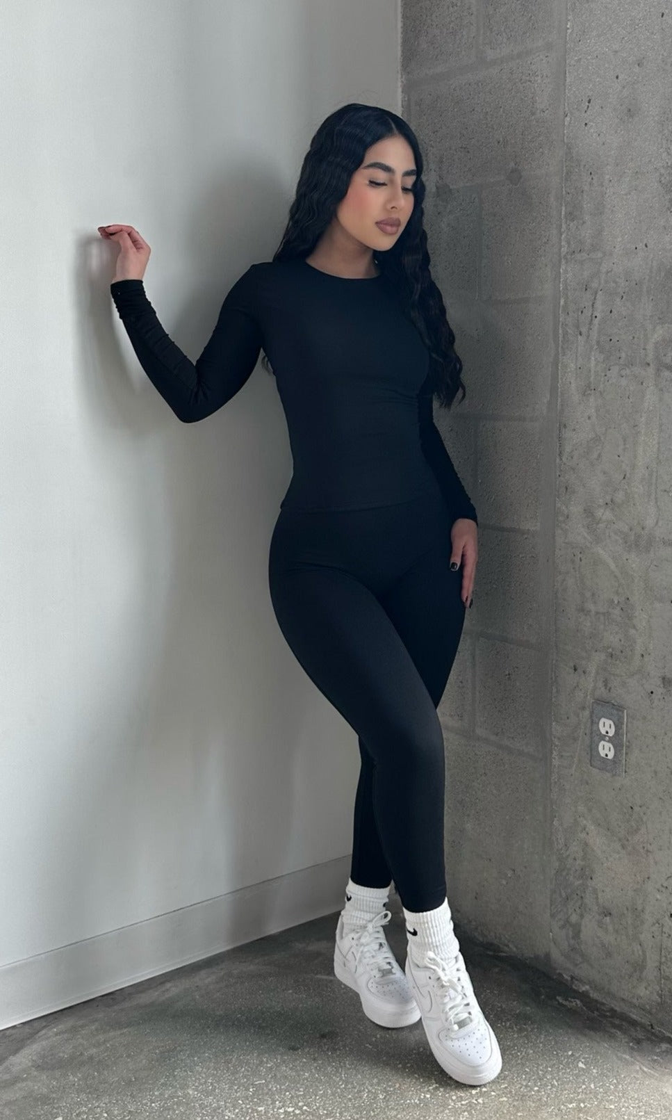 Baddie Basic Long Sleeve Set (Black) – Baddieville